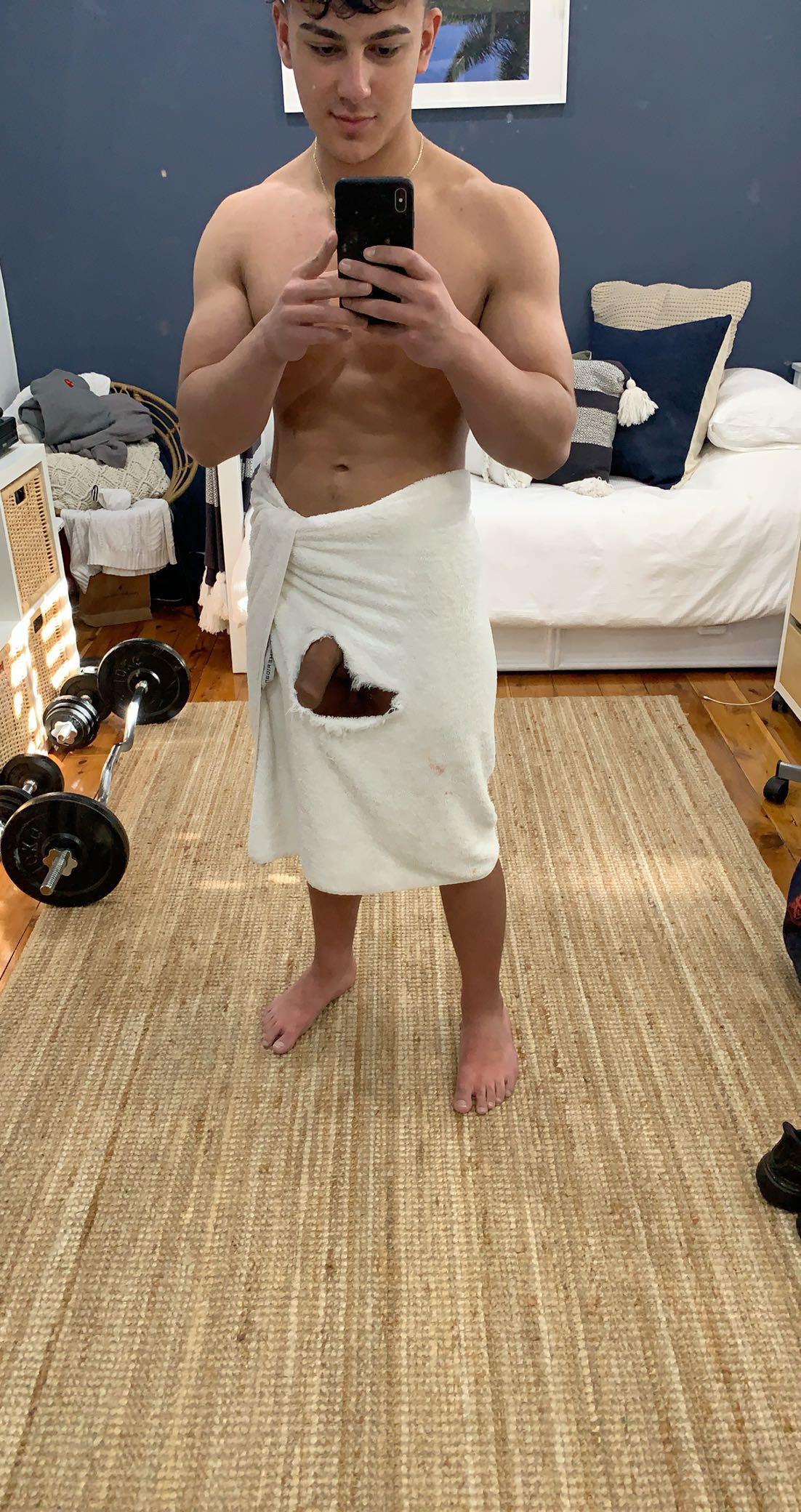 Inconvenient towel rip 😅 | Scrolller