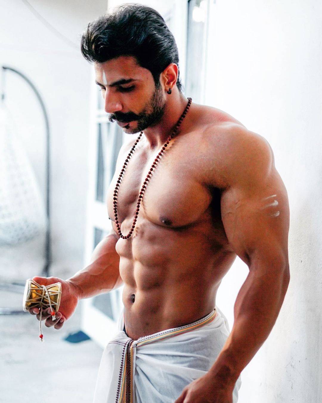 Indian fitness model, Bharat Singh Walia. | Scrolller