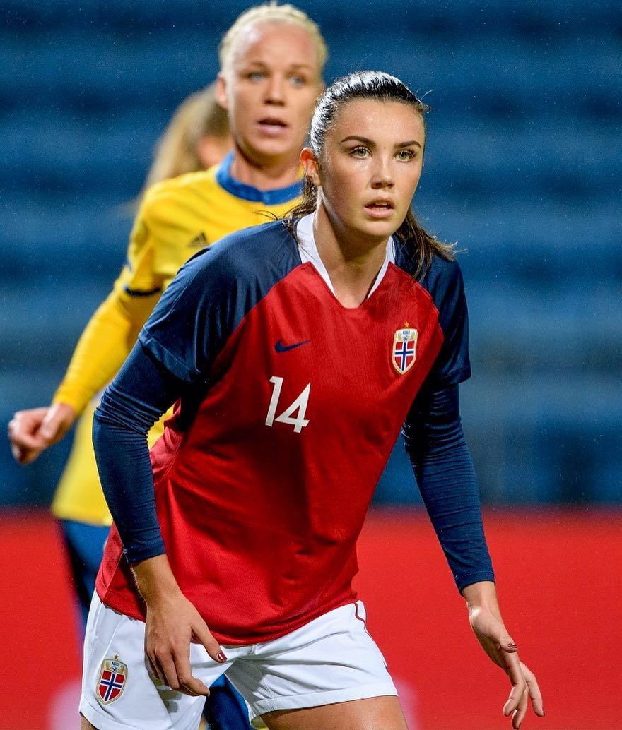 Ingrid Engen | Scrolller