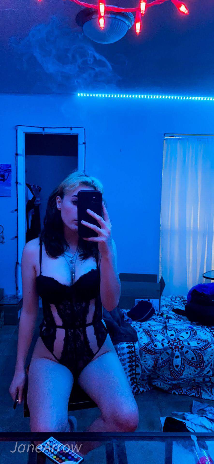 Insta 💙@Kiarose_12 | Scrolller