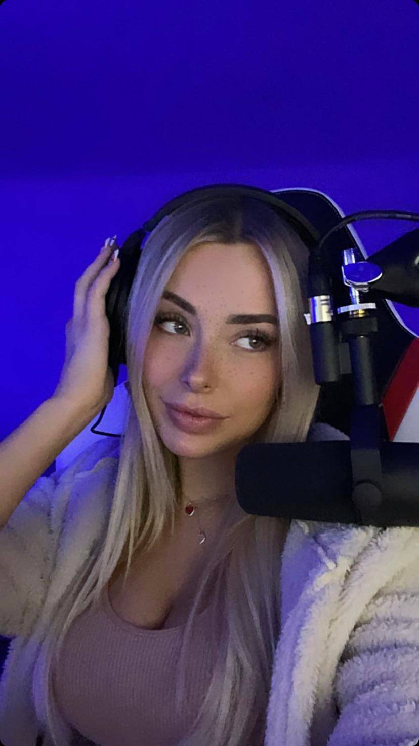 Instagram Story Scrolller
