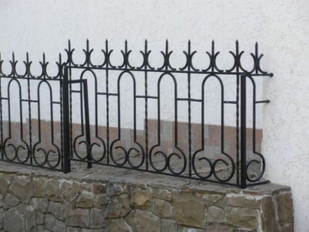 Interesting design for a fence. Sort of NSFW | Scrolller