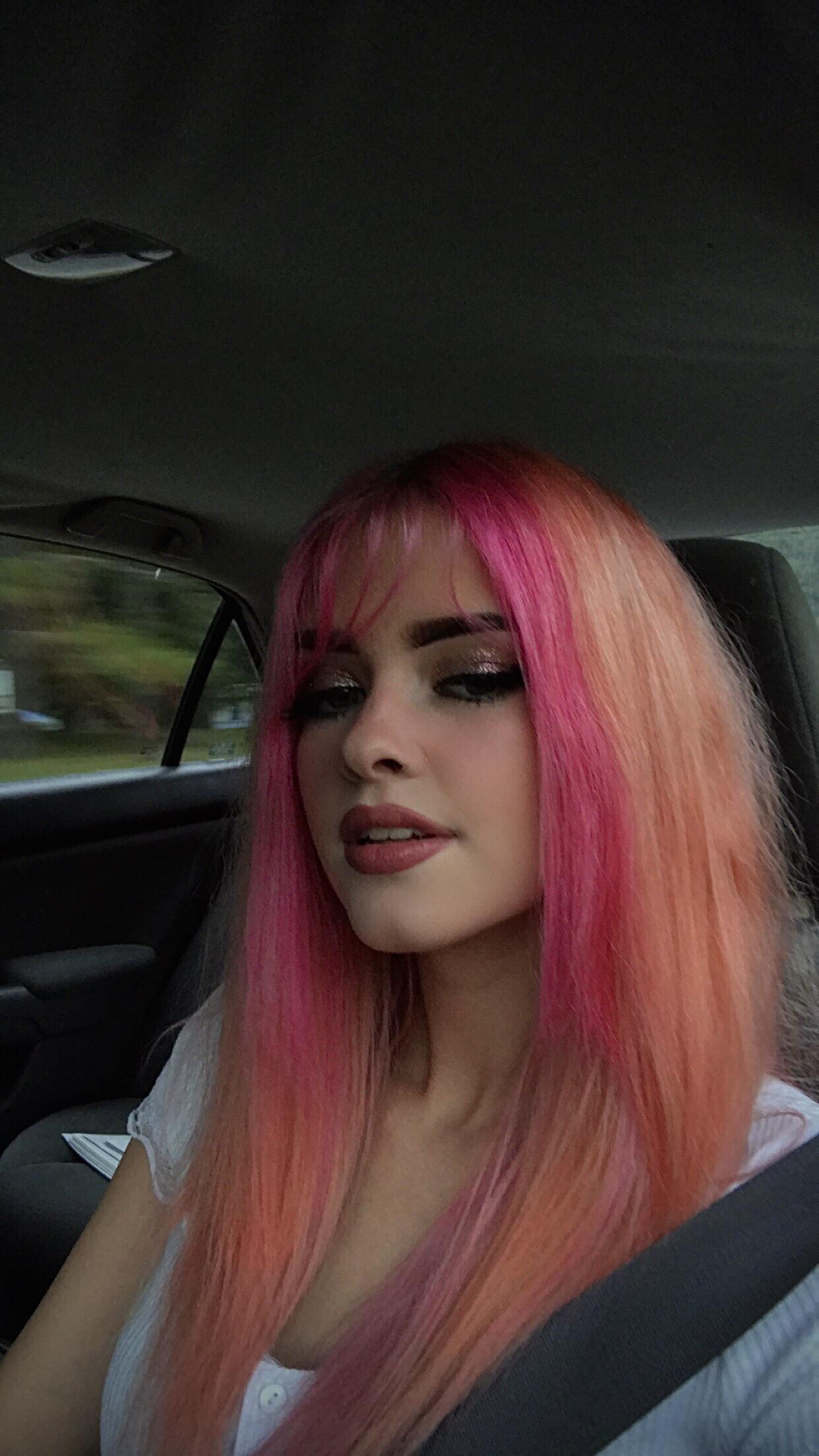 Ion flamingo and gdy peach | Scrolller