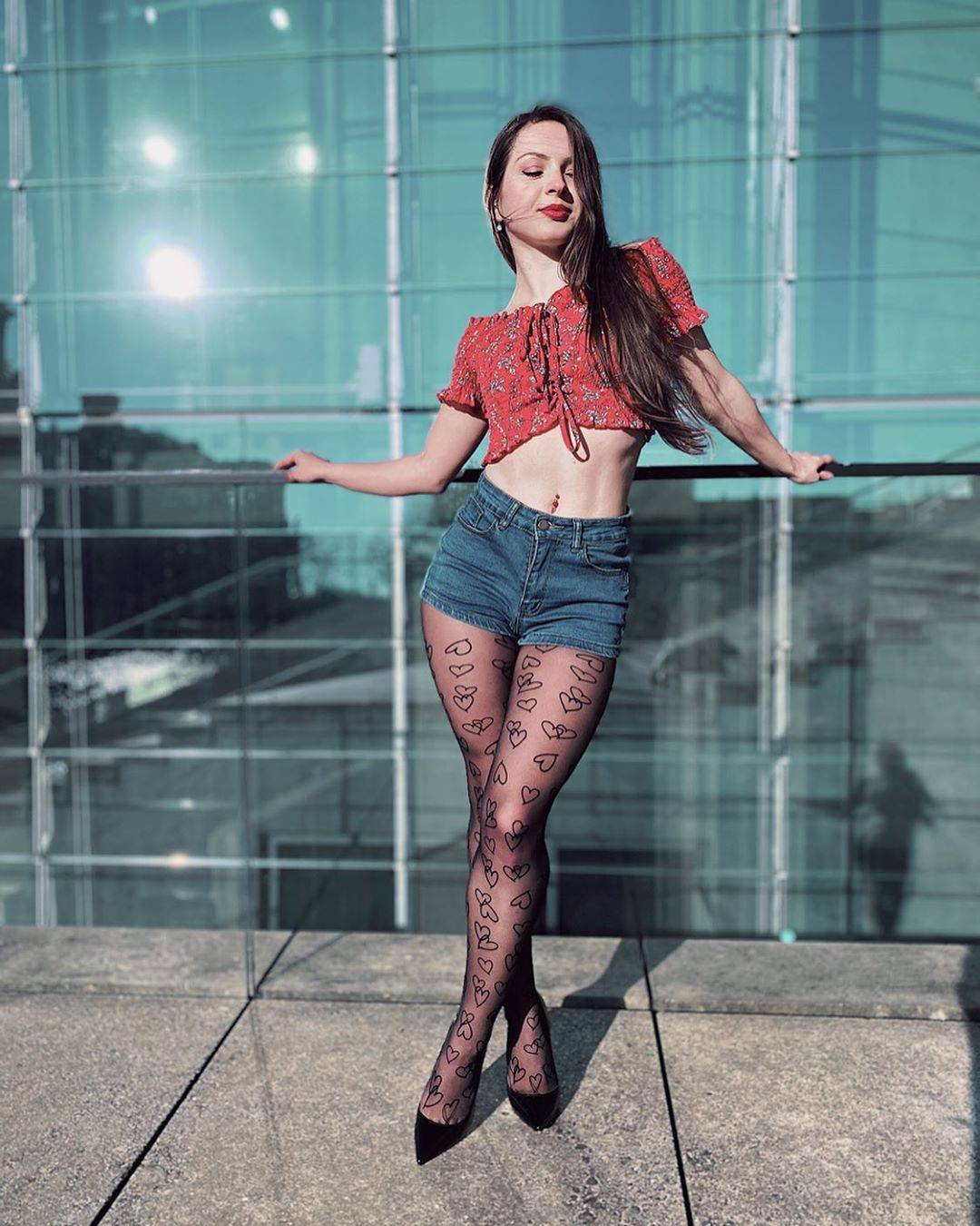 iris de lamarr | Scrolller