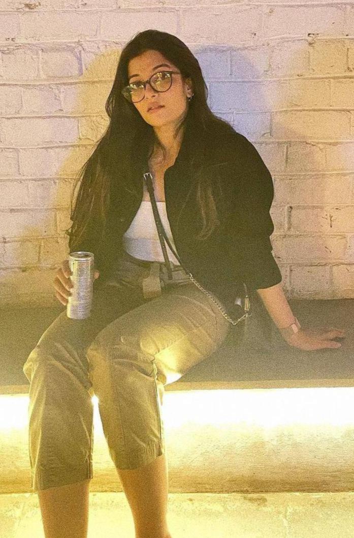 IRL Randi | Scrolller