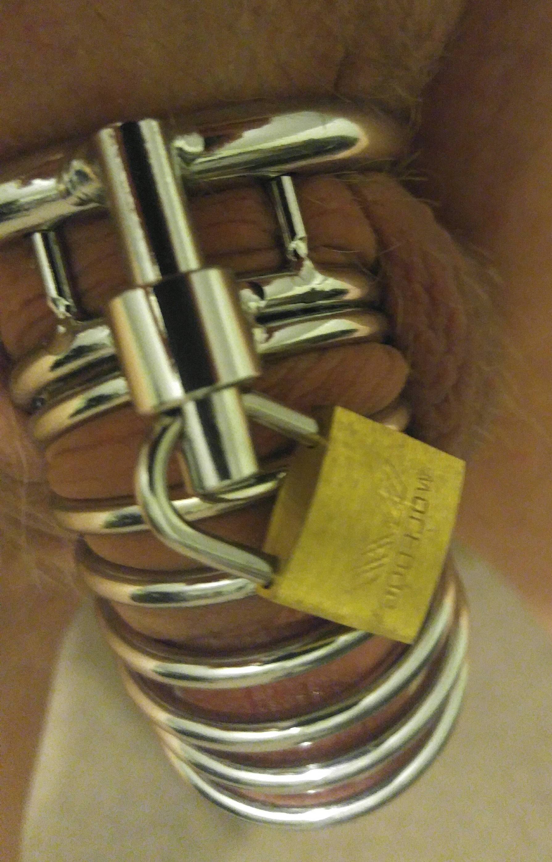 Is this cage too big? | Scrolller