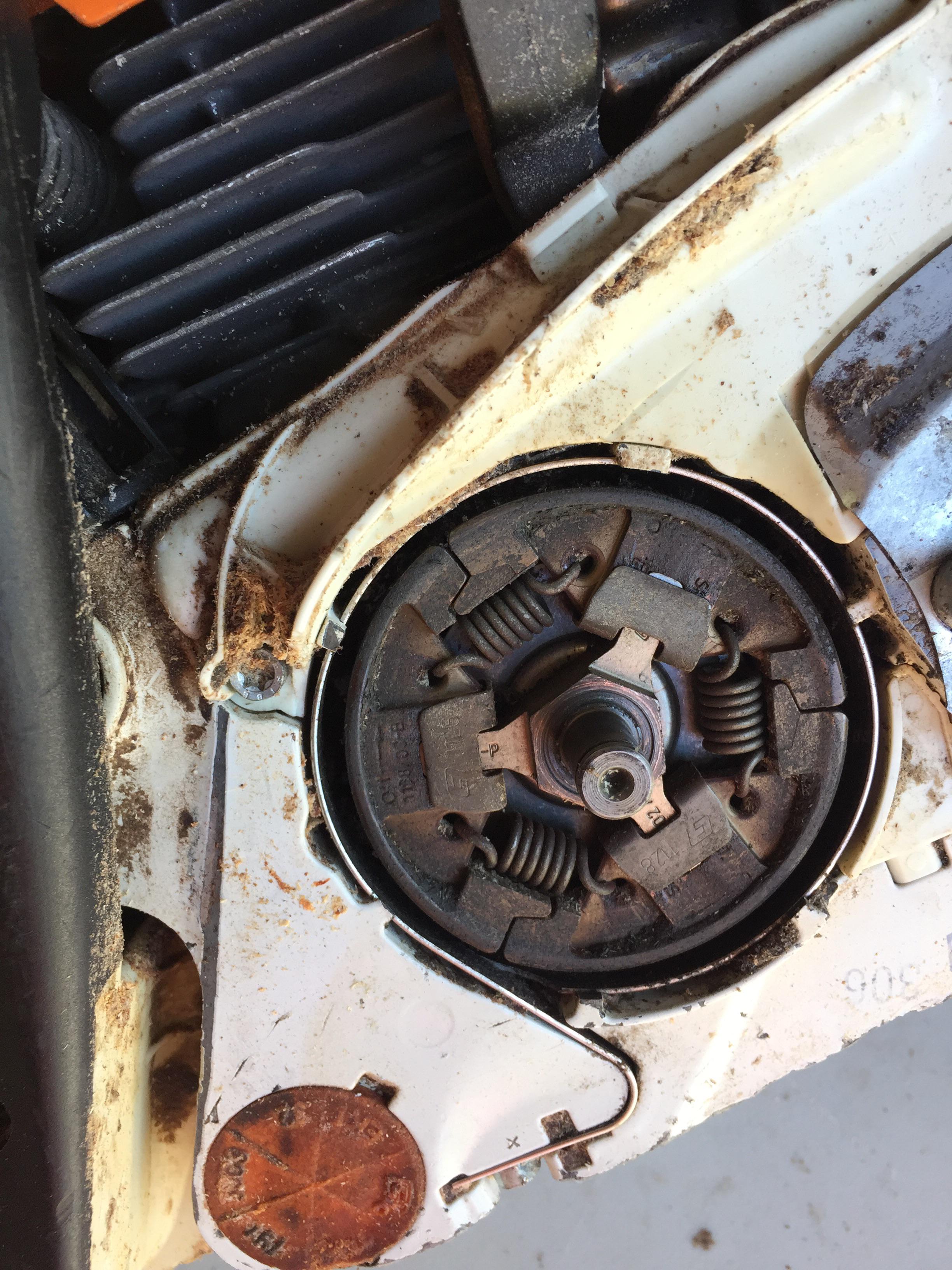 Is this clutch worn out? | Scrolller