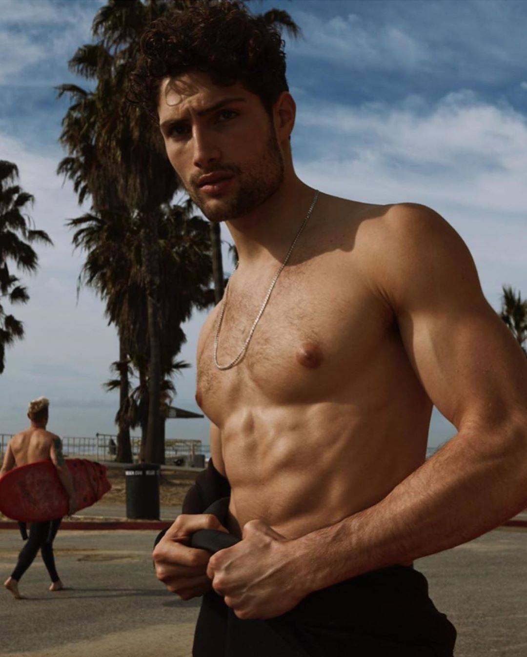 Isaac Churchill | Scrolller