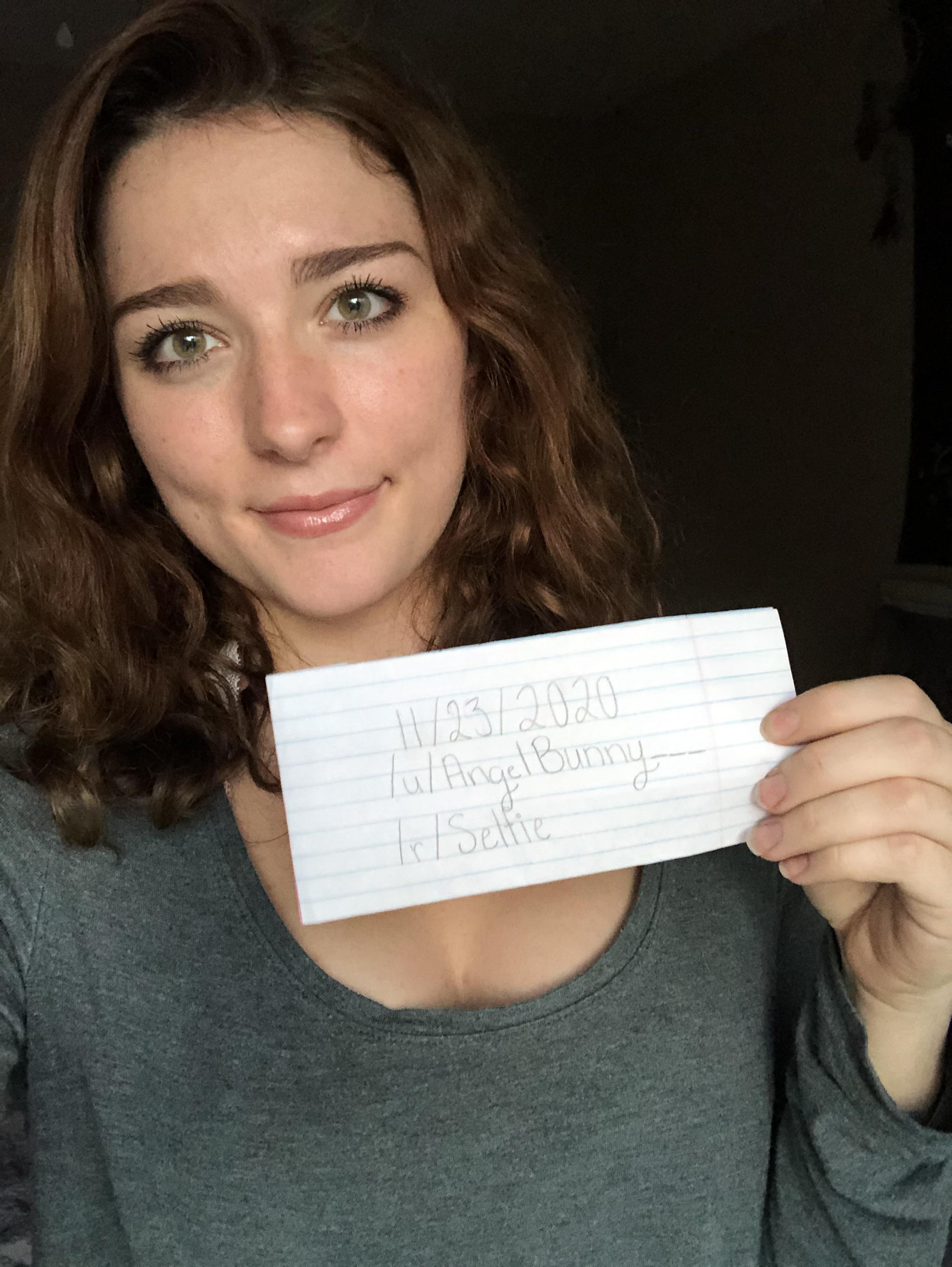 It’s been so long since I’ve taken a decent pic without a filter😅 good lighting does wonders😂🙌🏼 ...