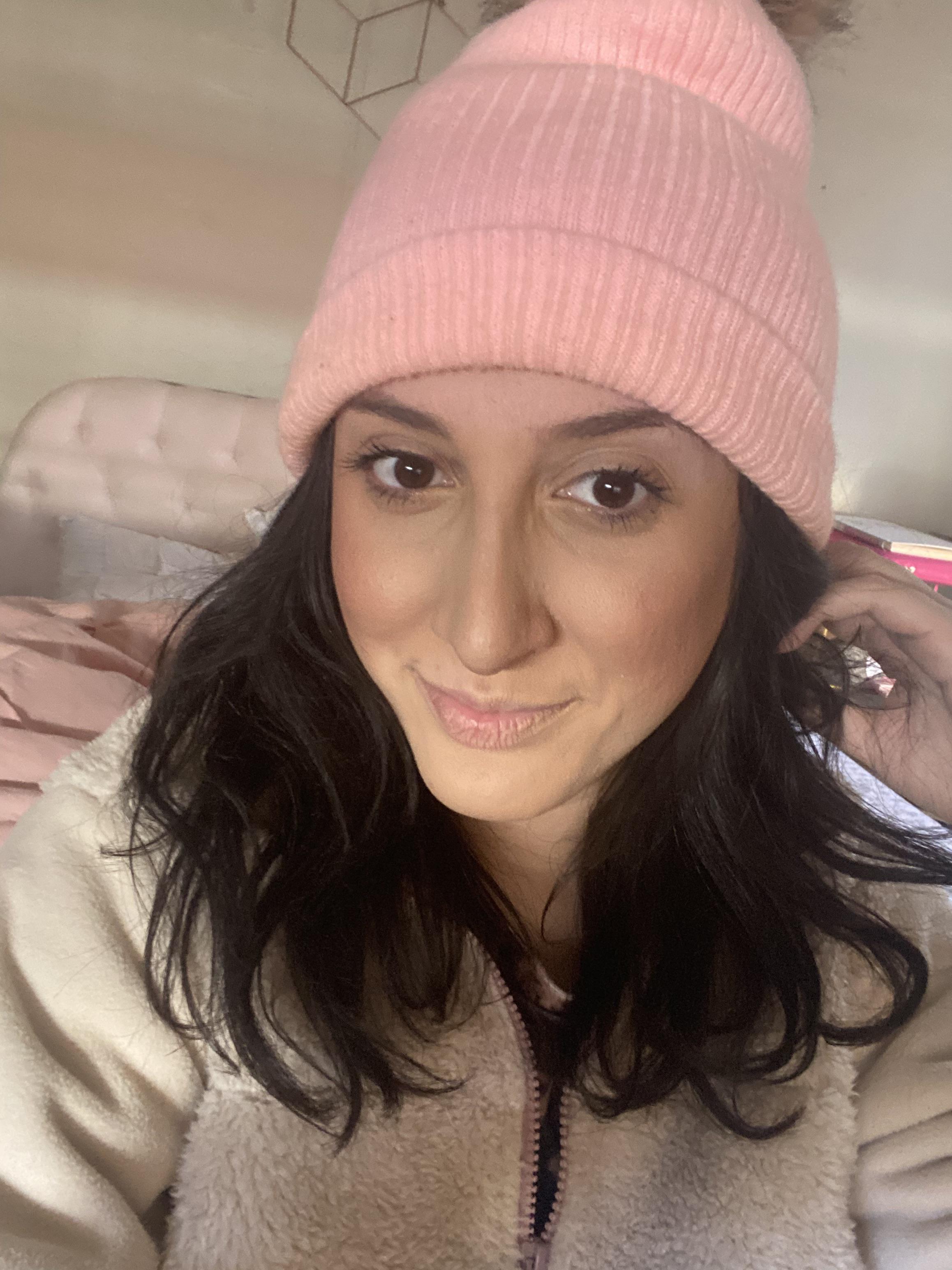 It’s cold over here (25f) | Scrolller