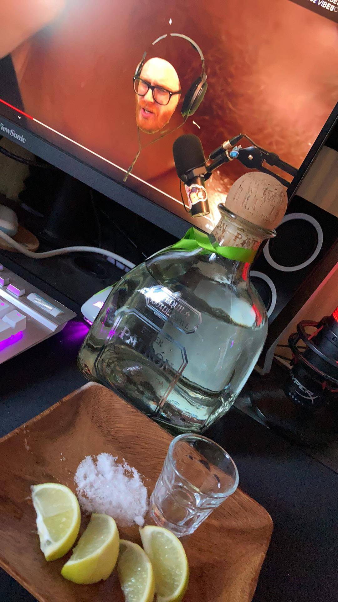 It’s Friday and Wubby is learning about hickeys | Scrolller