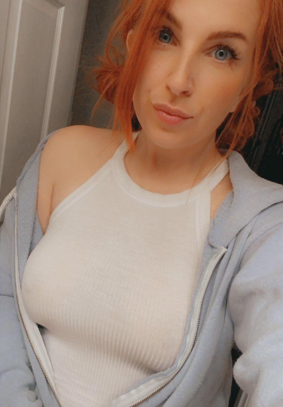 It’s just me ☺️ | Scrolller