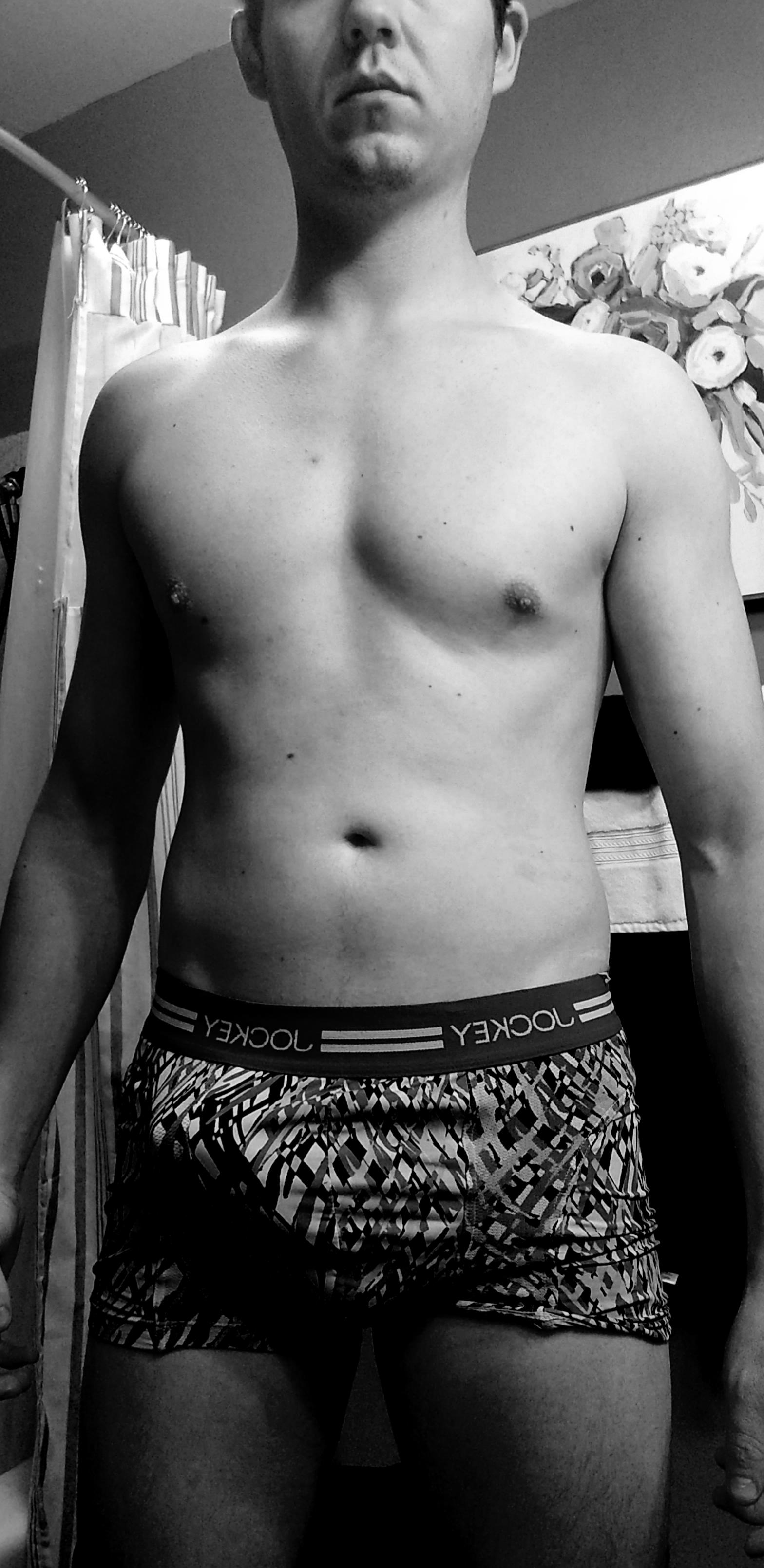 It's just an illusion in the pattern | Scrolller