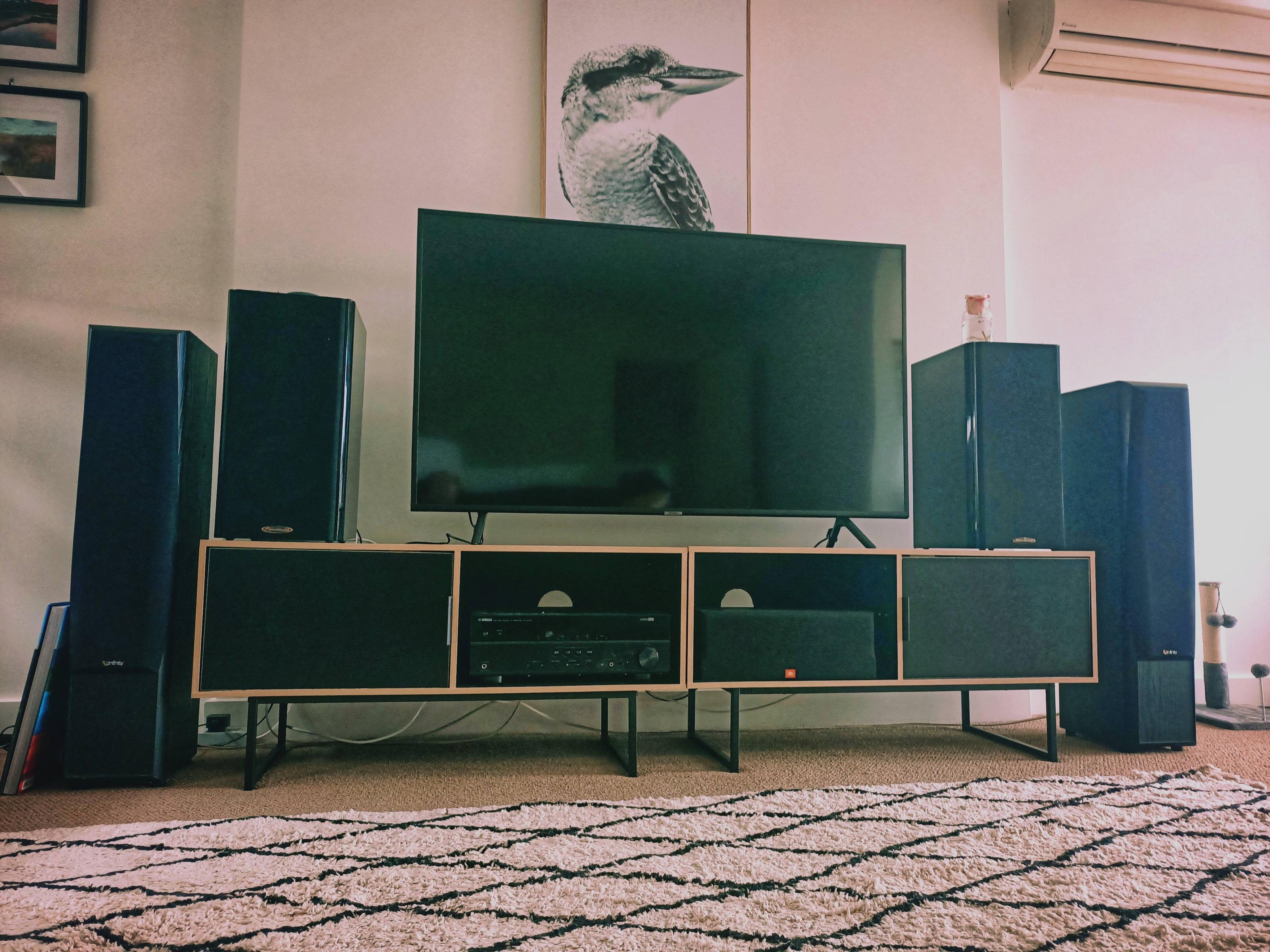 It's low-end, but damn I love my setup. | Scrolller