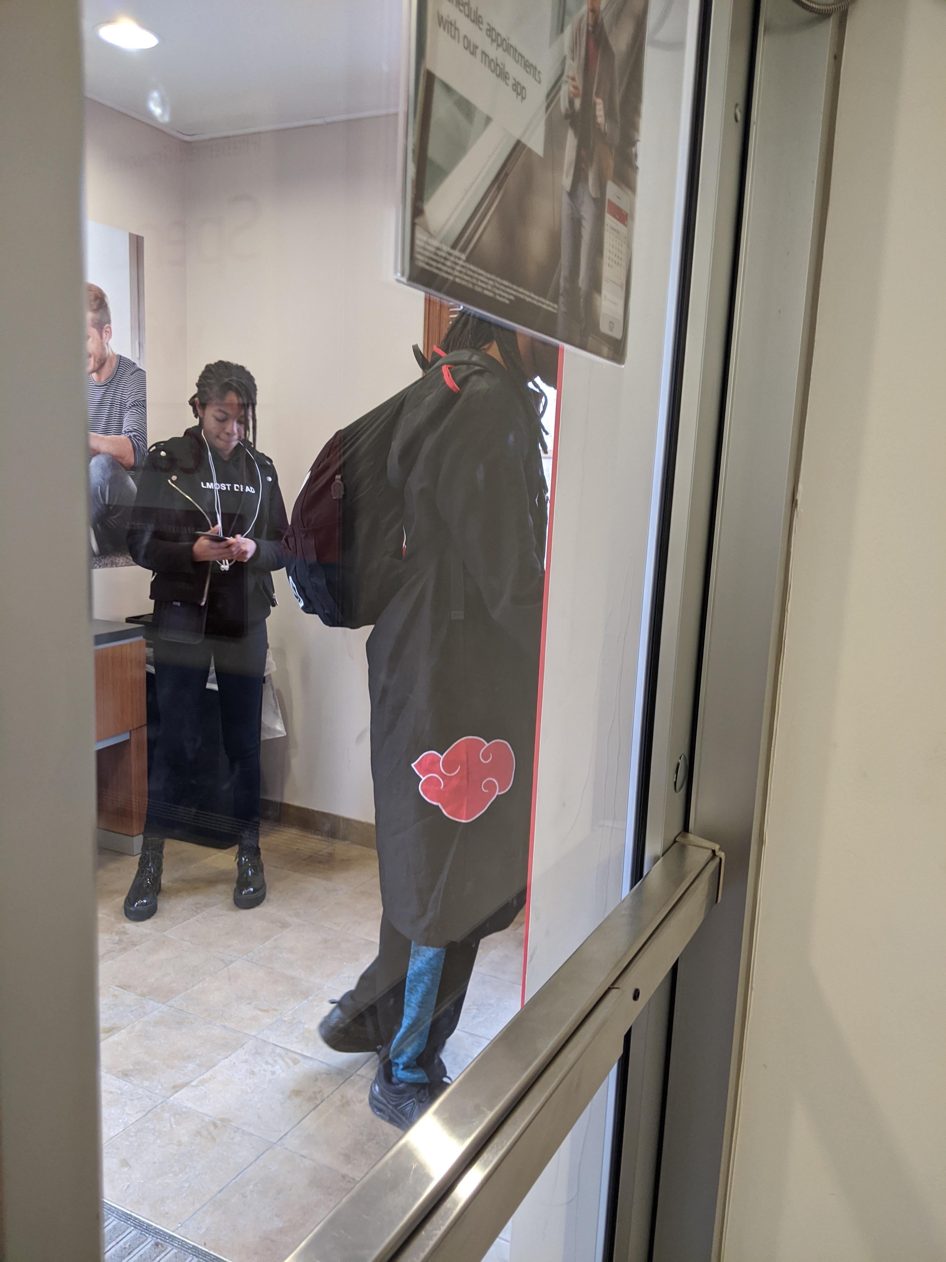 It's starting | Scrolller