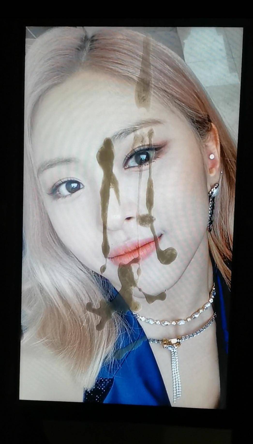 Itzy Ryujin | Scrolller