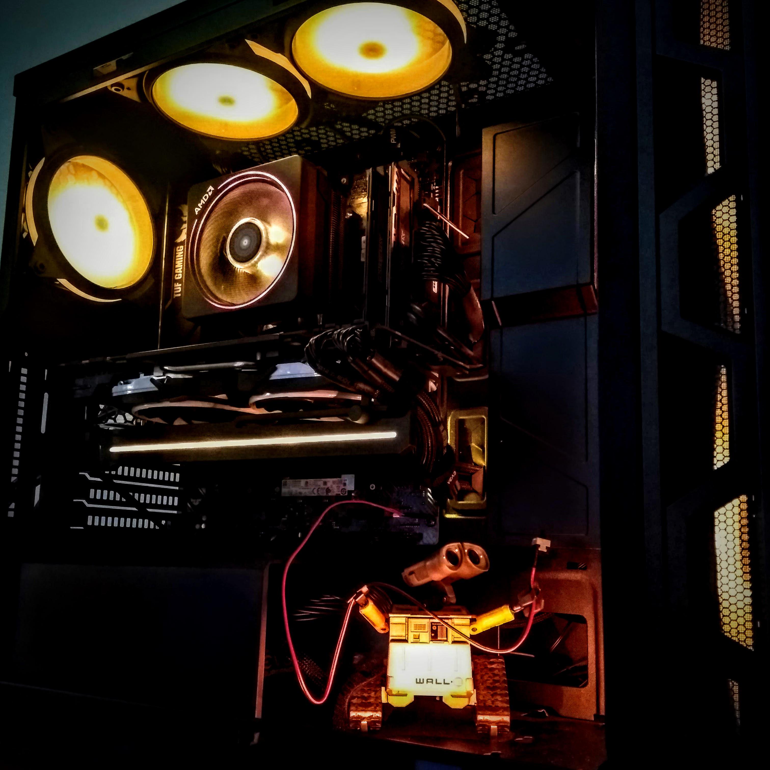 I've never been good with cable management anyway. | Scrolller