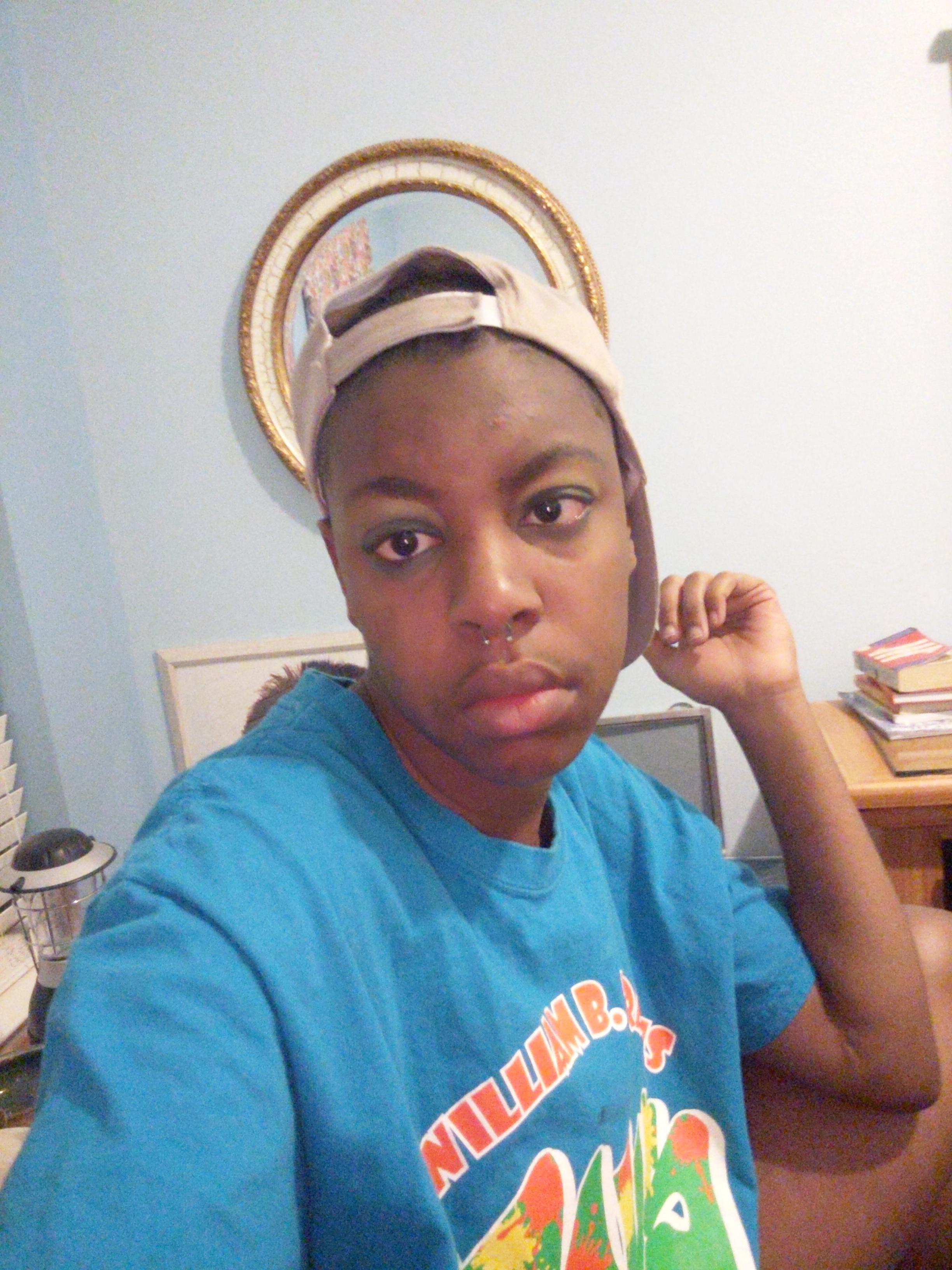 I've never done anything femmine before mostly because of dysphoria but today I went fuck it ...