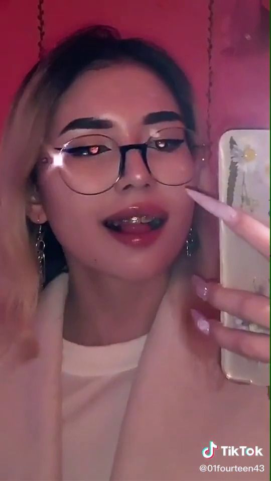 IWFTR (Screen is from a compilation) | Scrolller