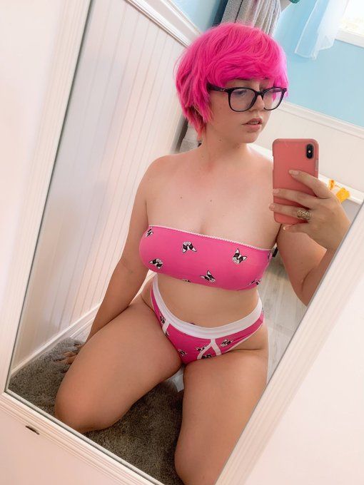 Jane Ray | Scrolller