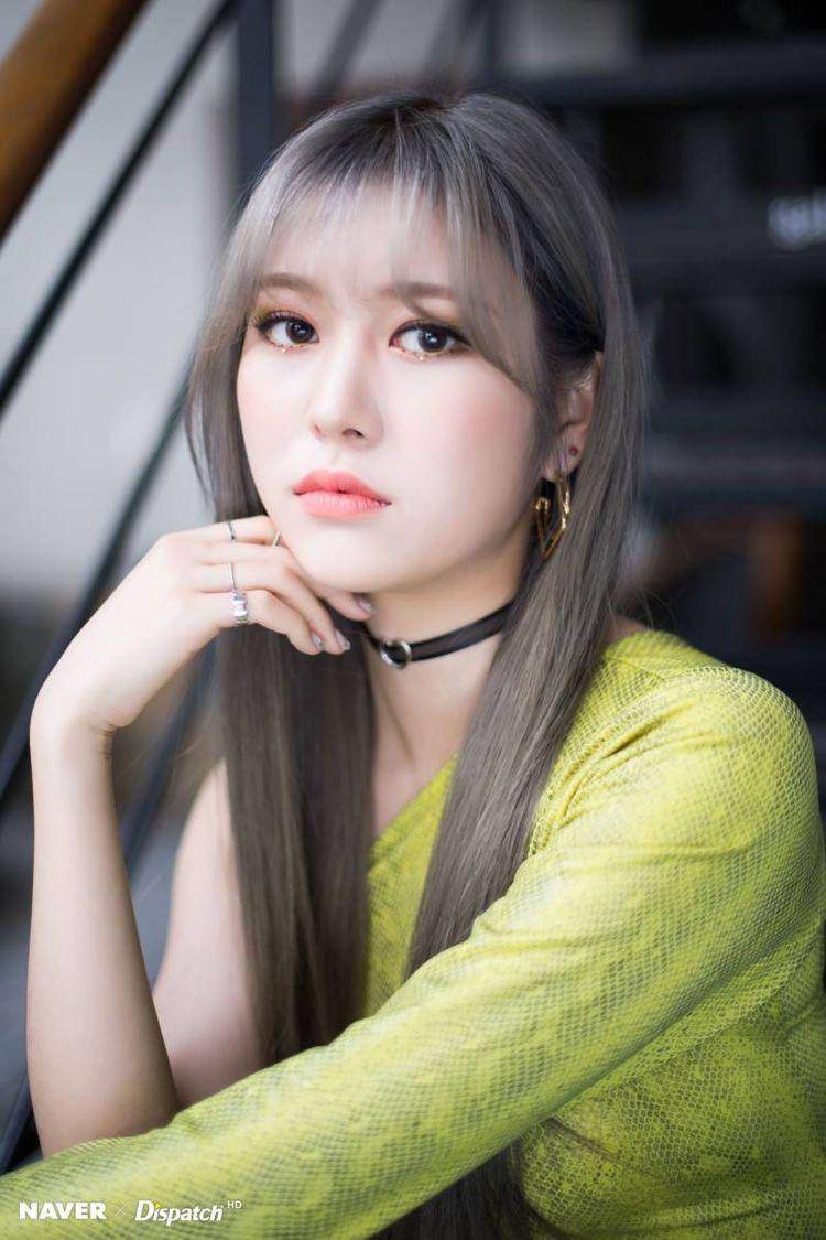 Jane Saturdays | Scrolller