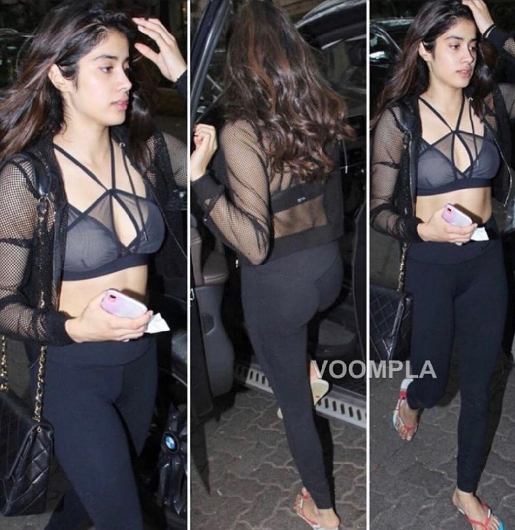 Janhvi Kapoor | Scrolller