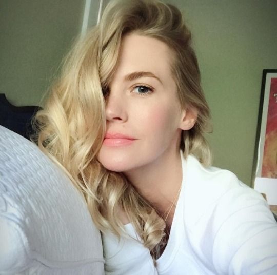 January Jones | Scrolller