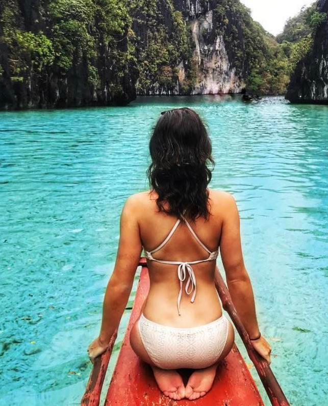 Jenny Dell surf | Scrolller