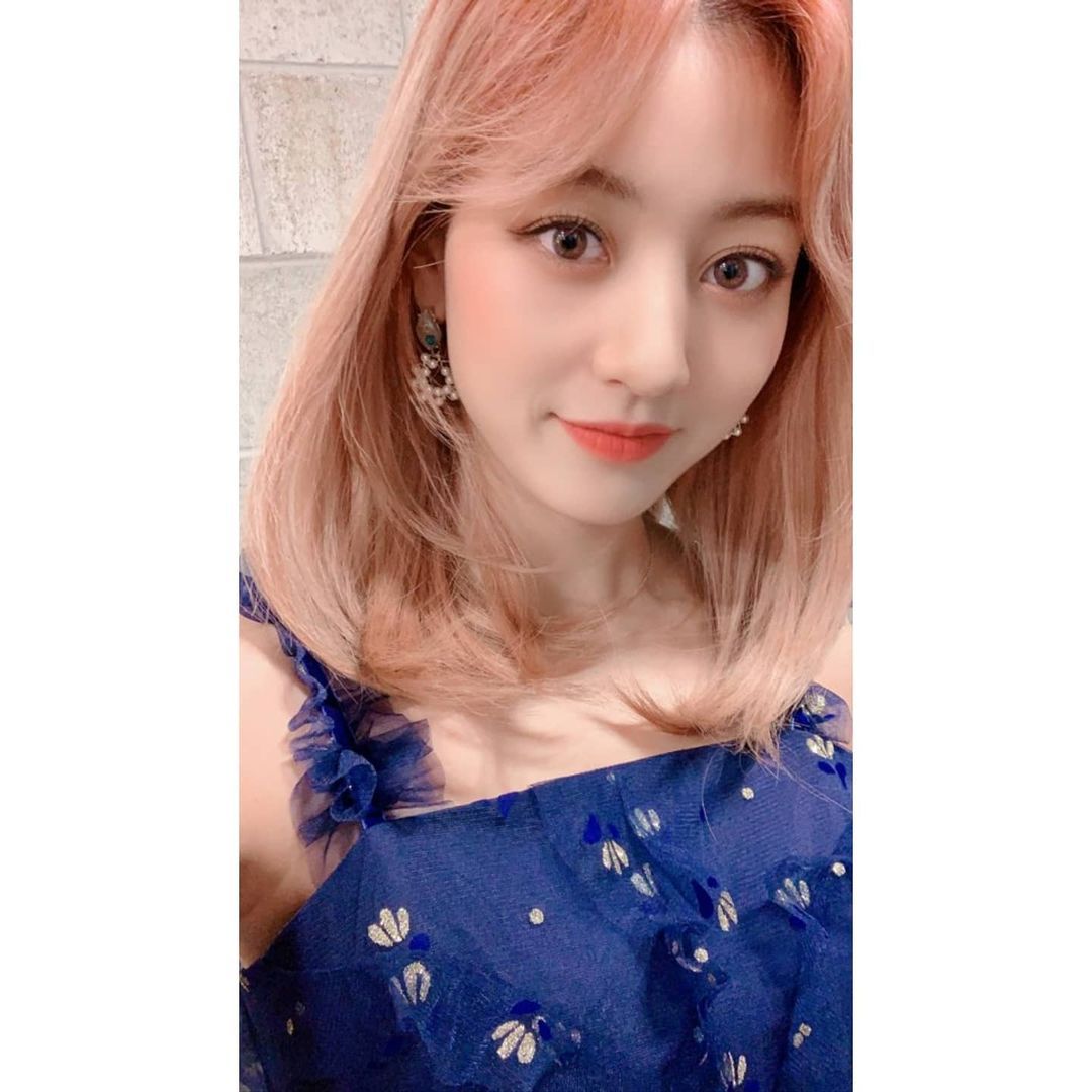 Jihyo | Scrolller