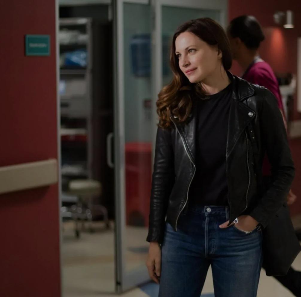 Jill Flint | Scrolller