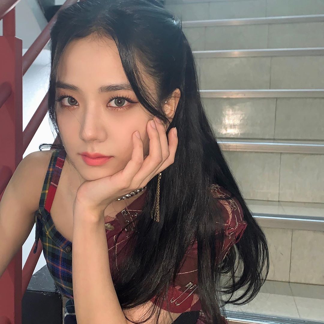 Jisoo from blackpink 😍. Hmu! | Scrolller