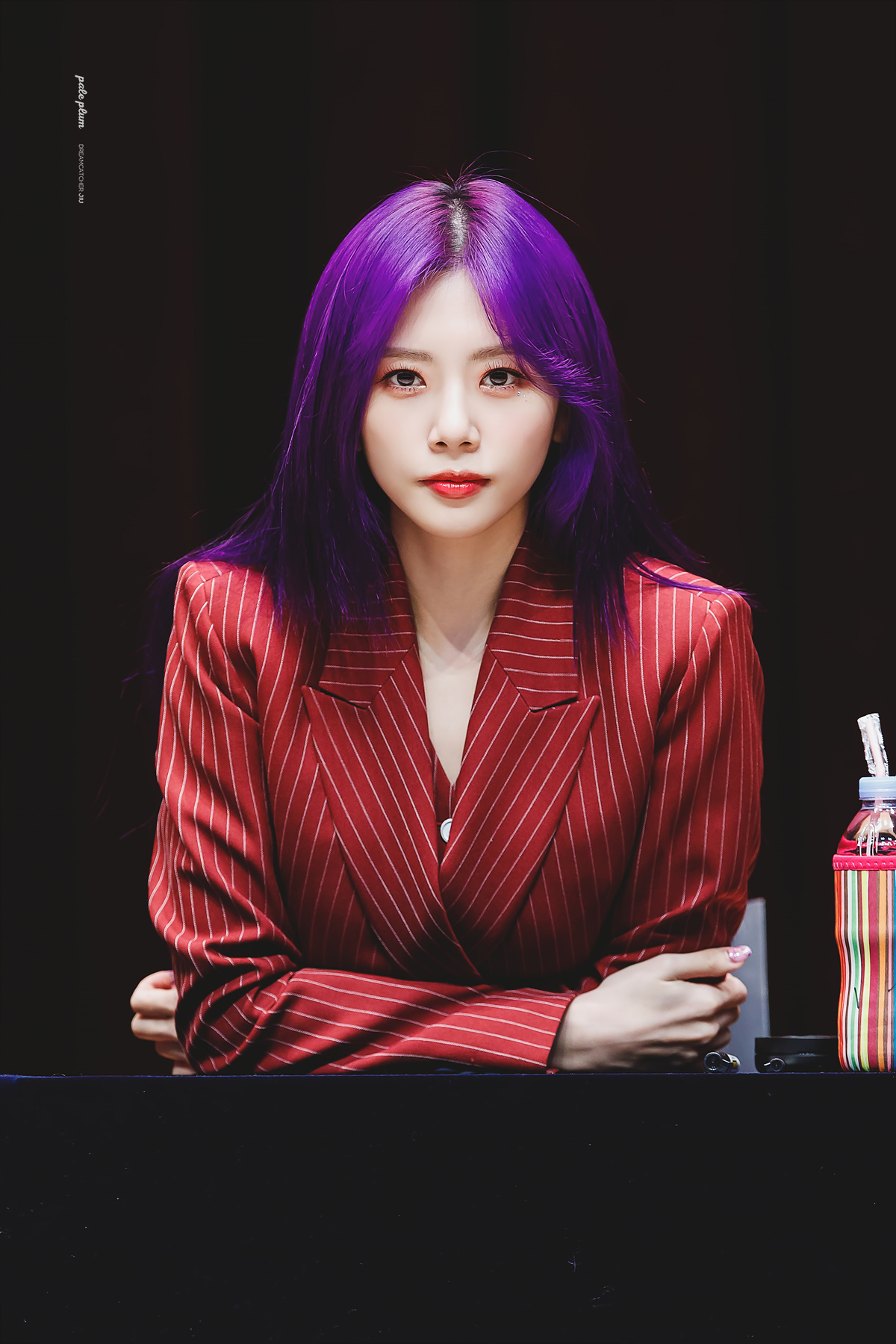 JiU | Scrolller