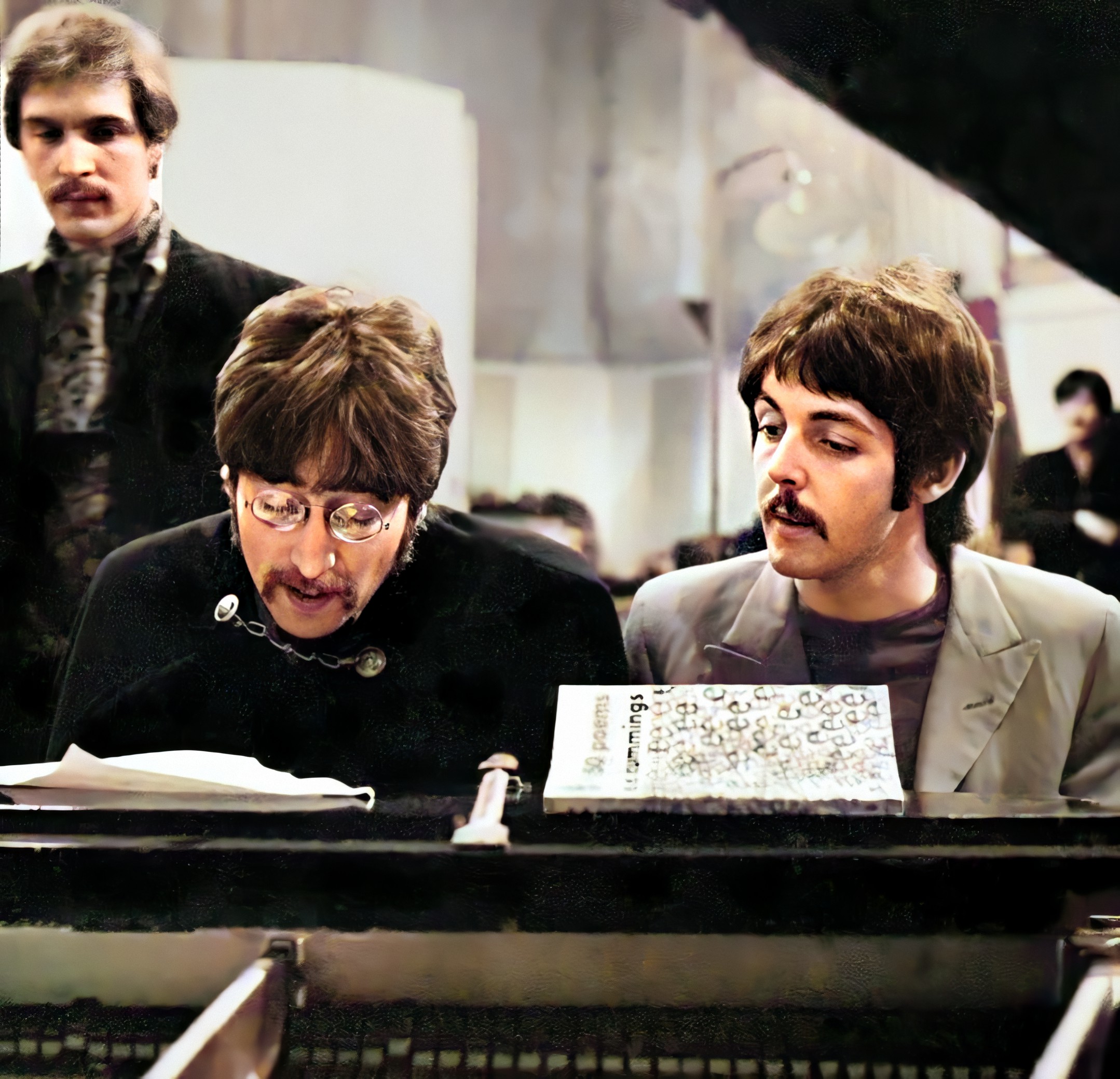 John and Paul recording Sgt. Pepper, 1967 | Scrolller