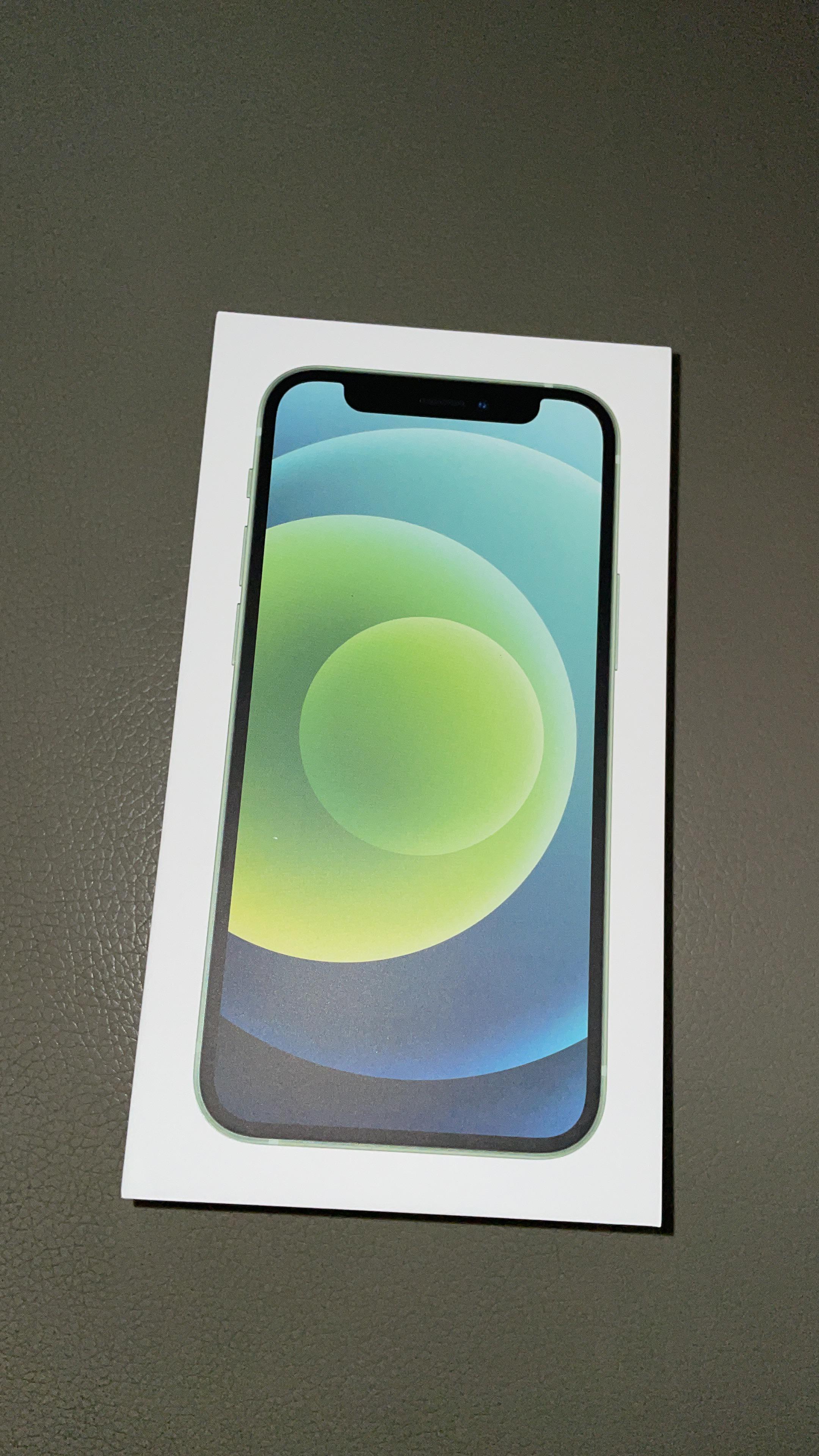 Joined the iPhone 12 mini community | Scrolller