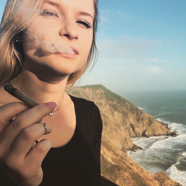 Joint by the cliffs | Scrolller