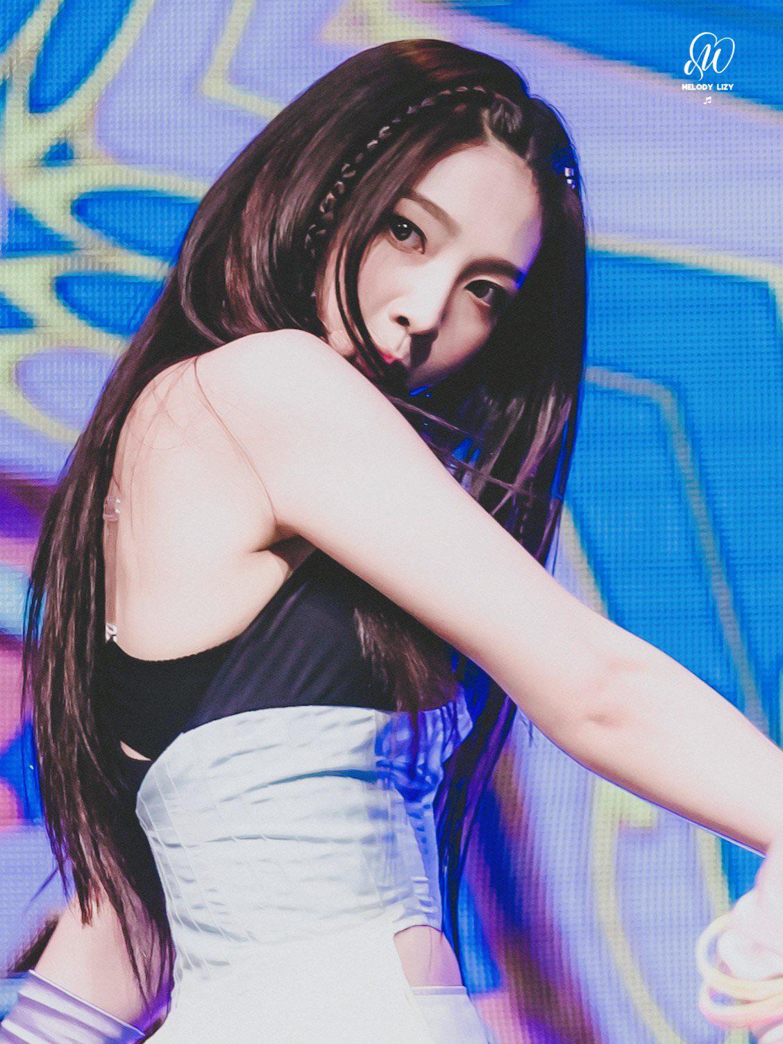 Joy Doing A Thing | Scrolller