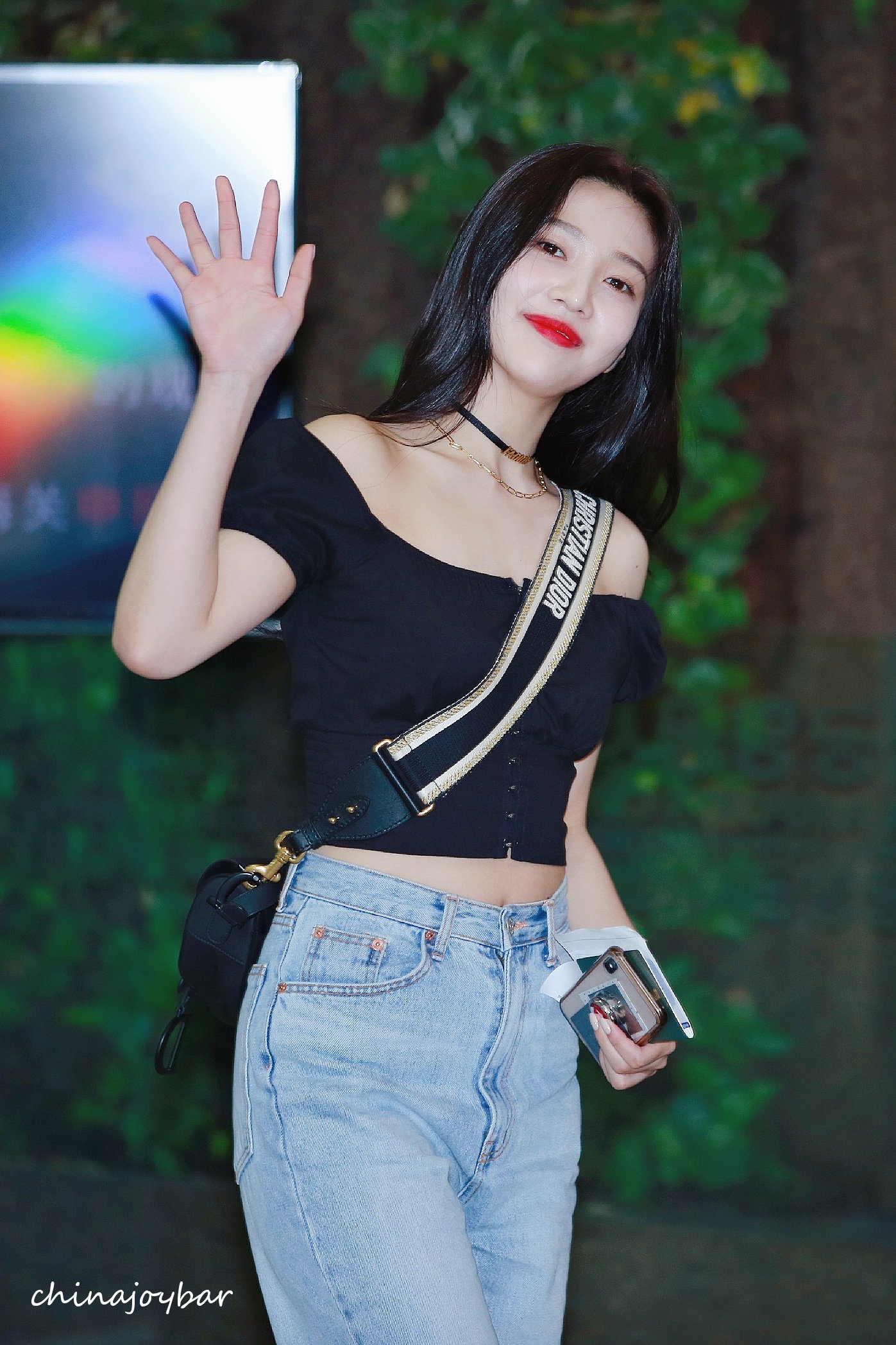 Joy Wave | Scrolller