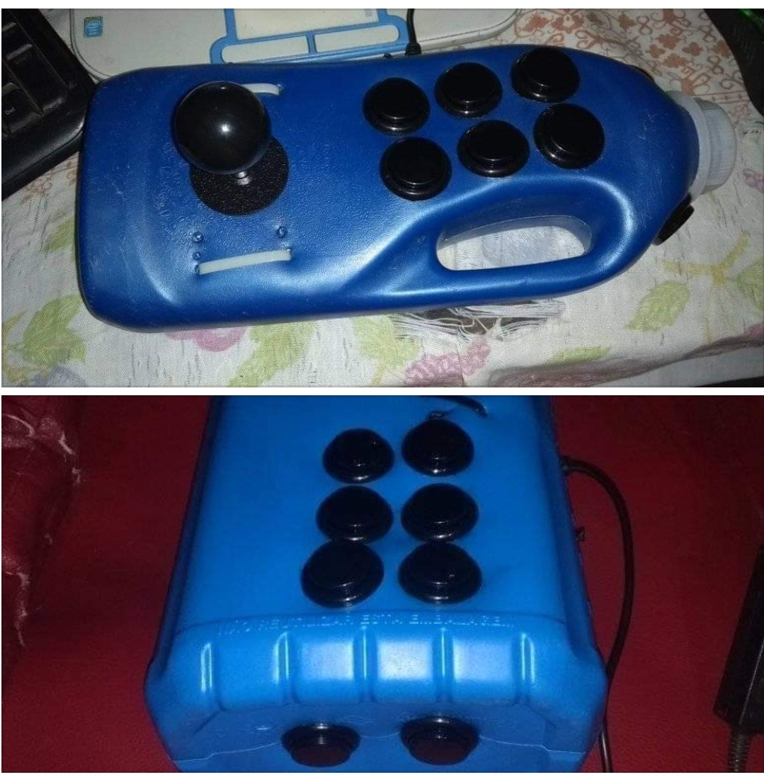 Joystick de qualidade, lá do cancrobook. | Scrolller