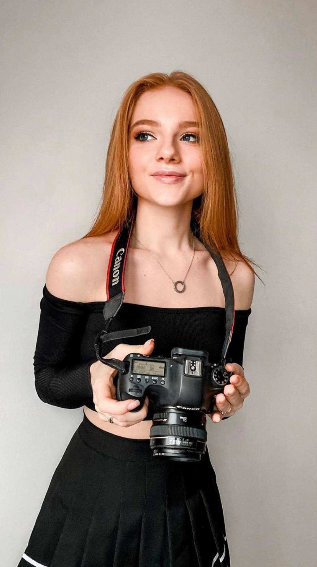 Julia Adamenko | Scrolller