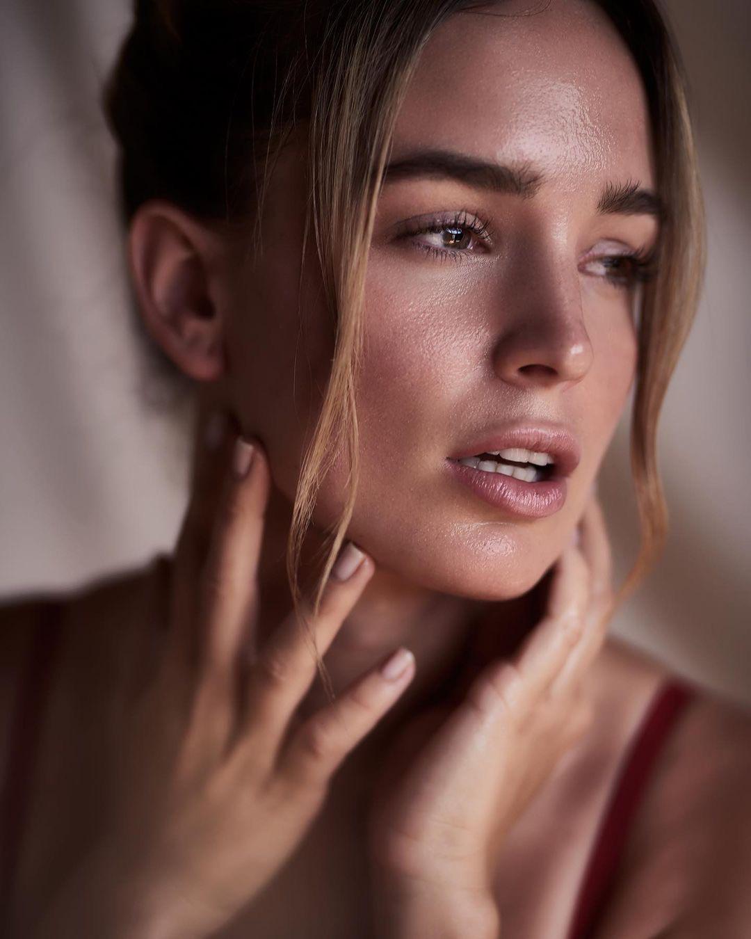 Julia Römmelt [irtr] | Scrolller