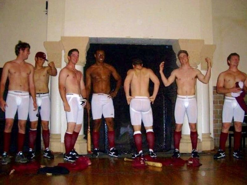 Just a bunch of "straight" jocks | Scrolller