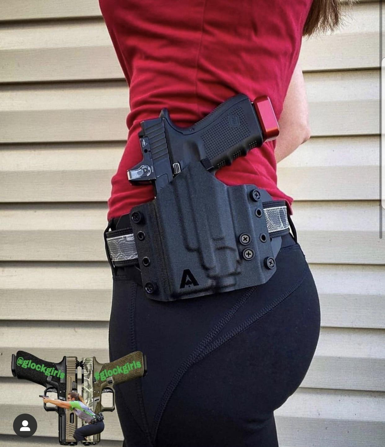 Just a hot glock girl | Scrolller