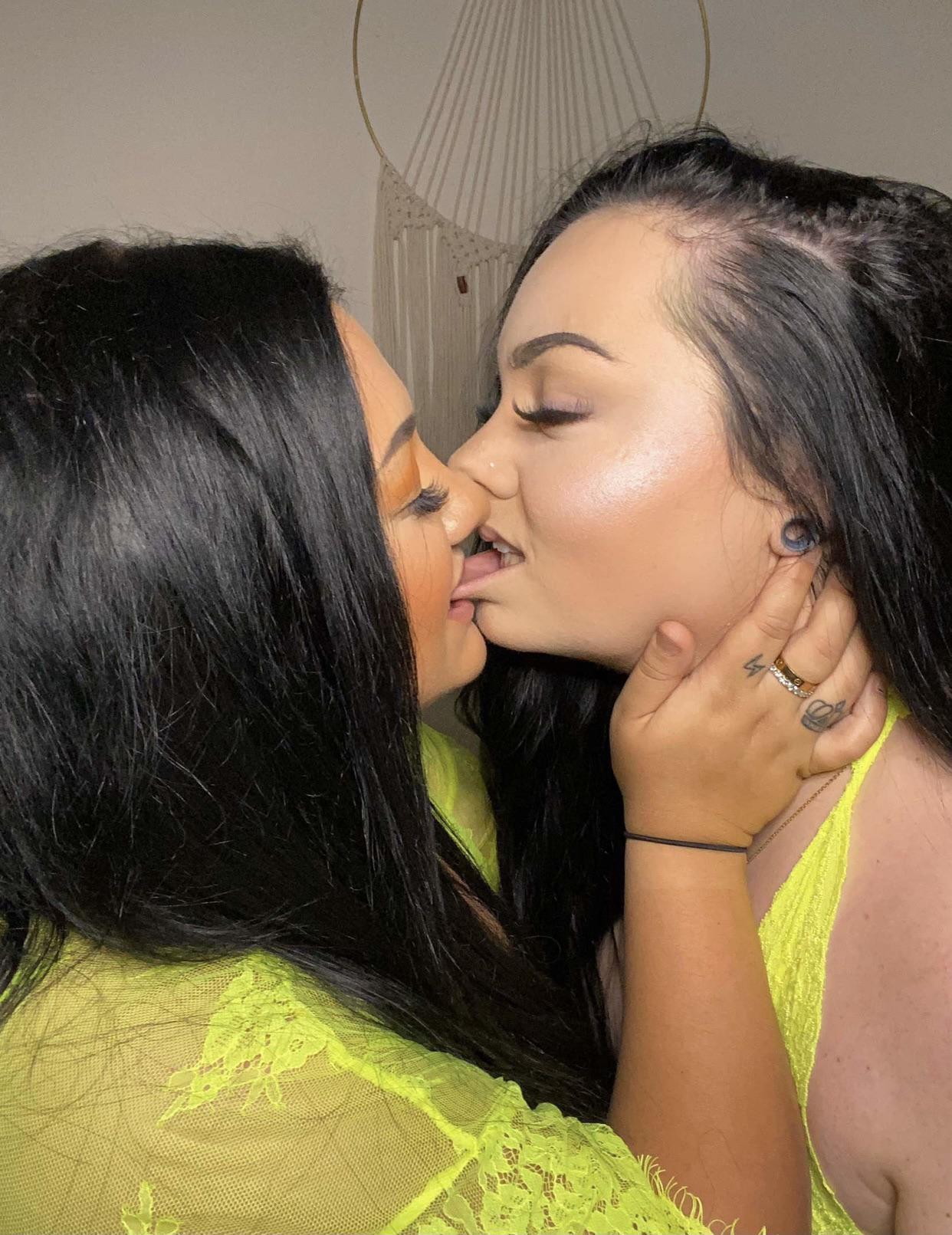 Just a little nibble | Scrolller