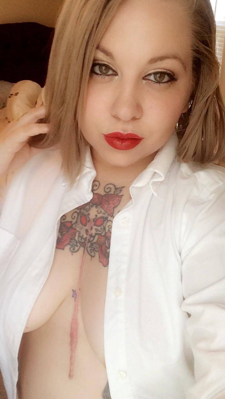 Just a little undressed | Scrolller