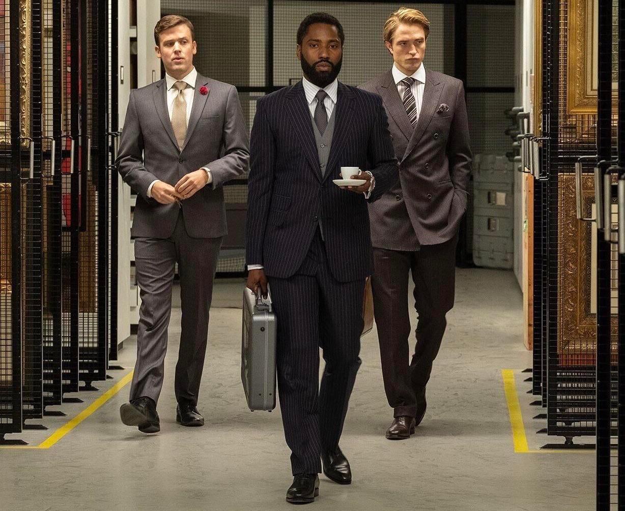 Just Bruce Wayne doing Bruce Wayne Things | Scrolller