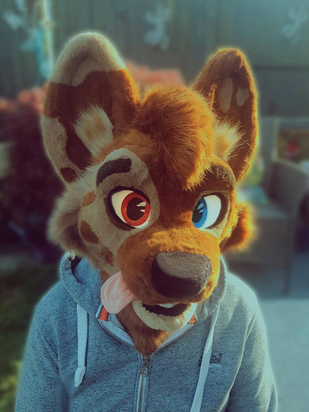 just chillin | Scrolller