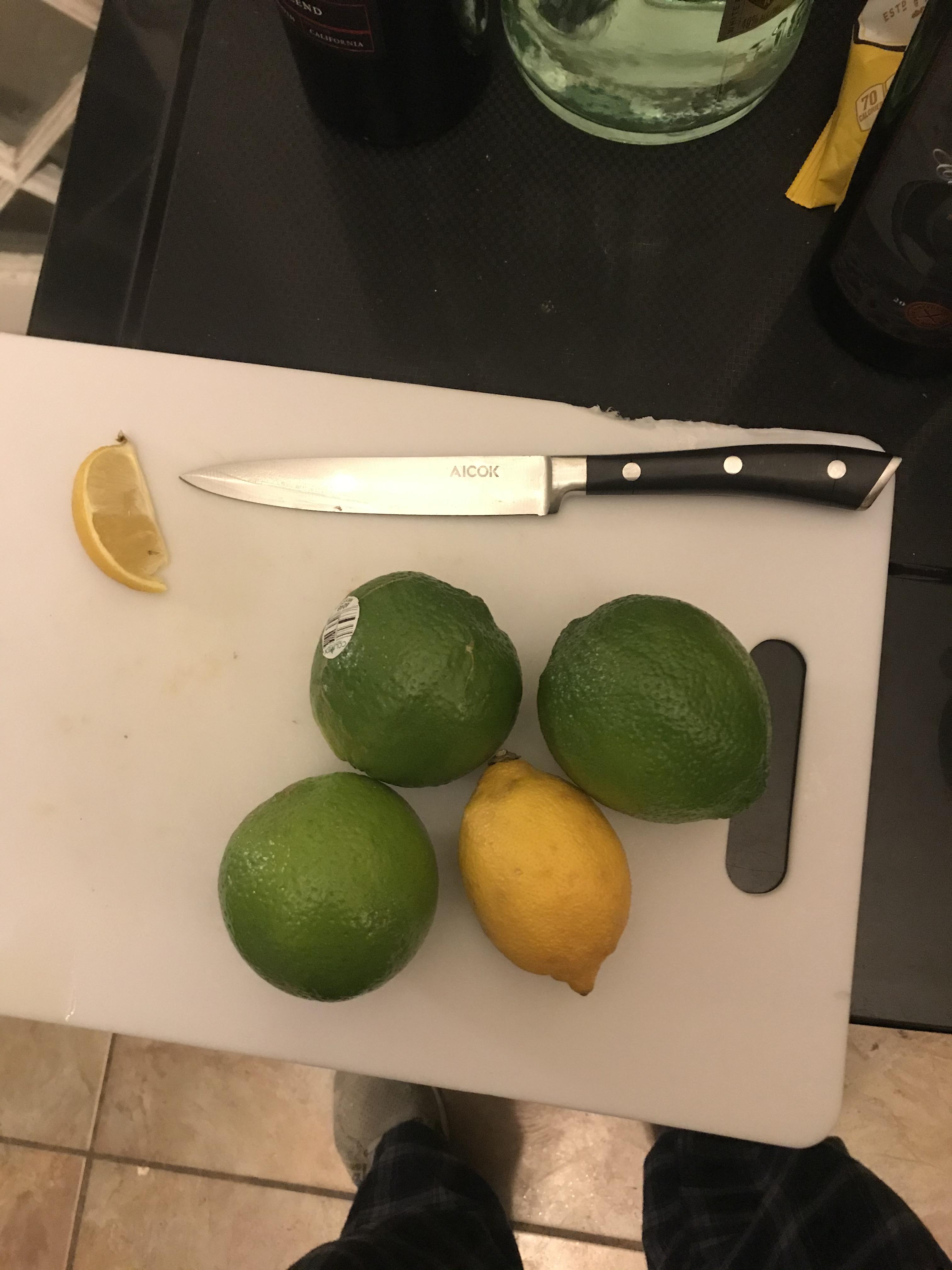 Just noticed that my friends have lemon sized limes and a lime sized lemon | Scrolller