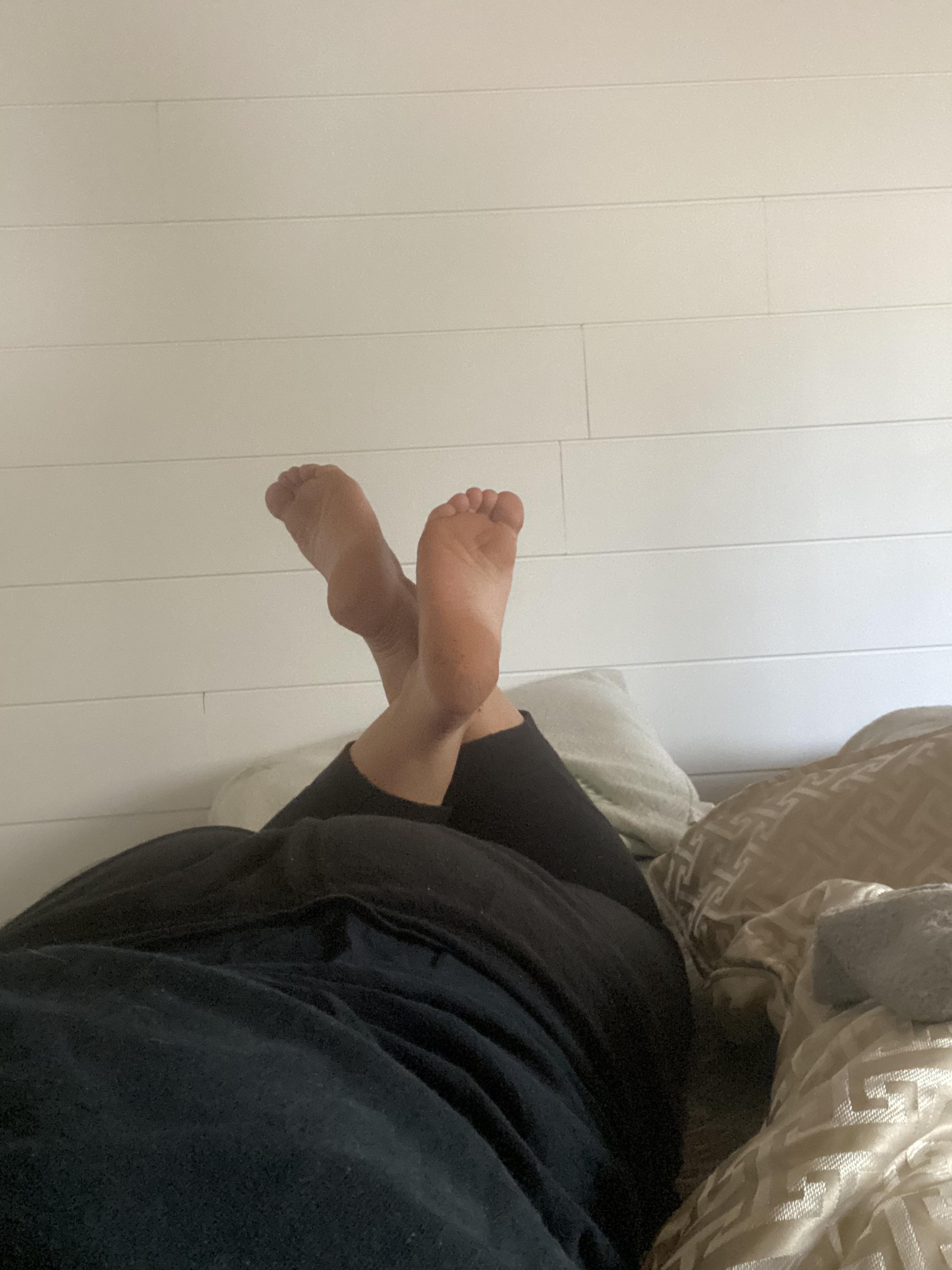 Just relaxing | Scrolller