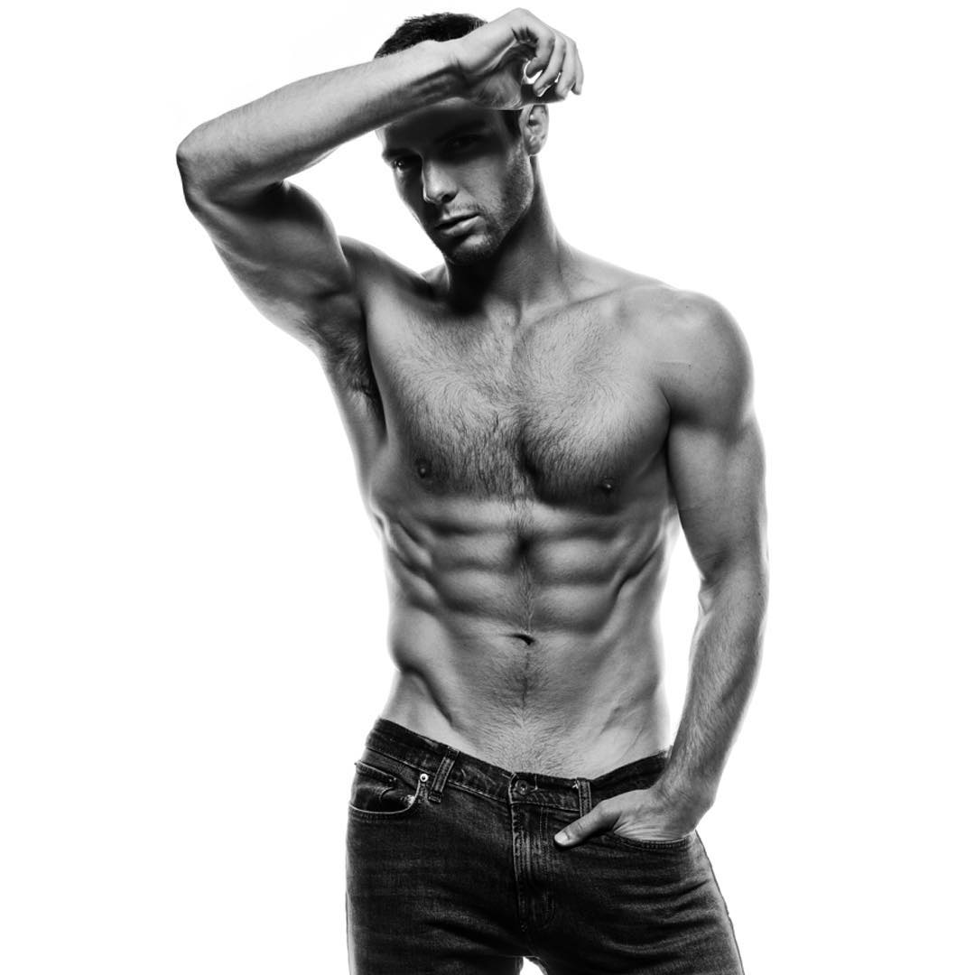 Justin Leonard | Scrolller