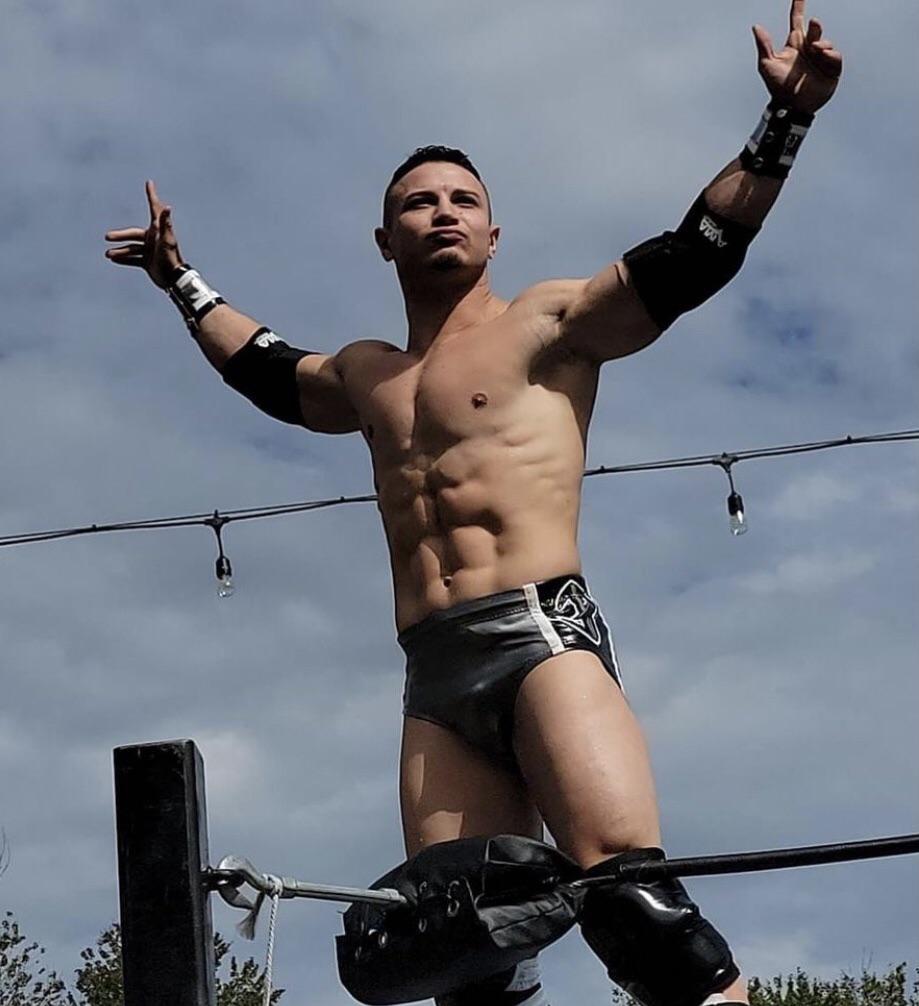 Justin Parker | Scrolller